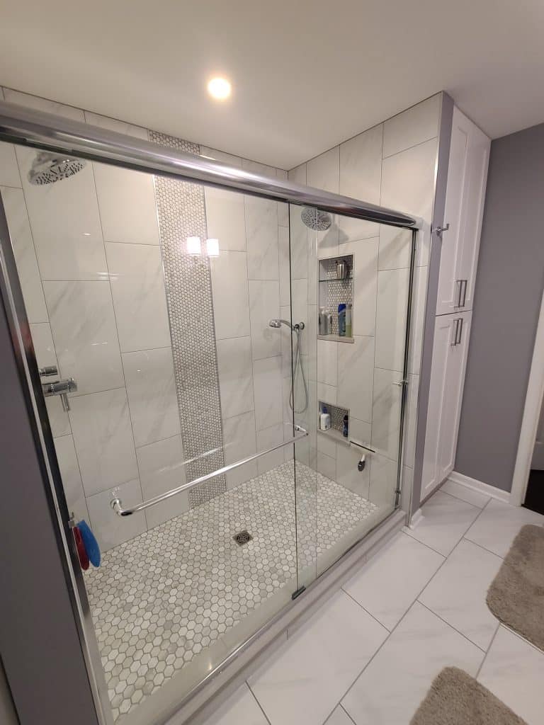 Best Walk-In Shower Options for Senior | Envy Home Services