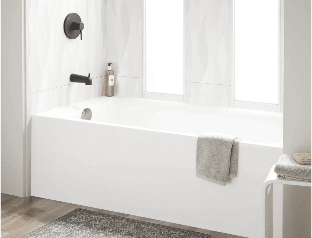 Pros & Cons of a Freestanding vs. Built-In Tub | Envy Home Services